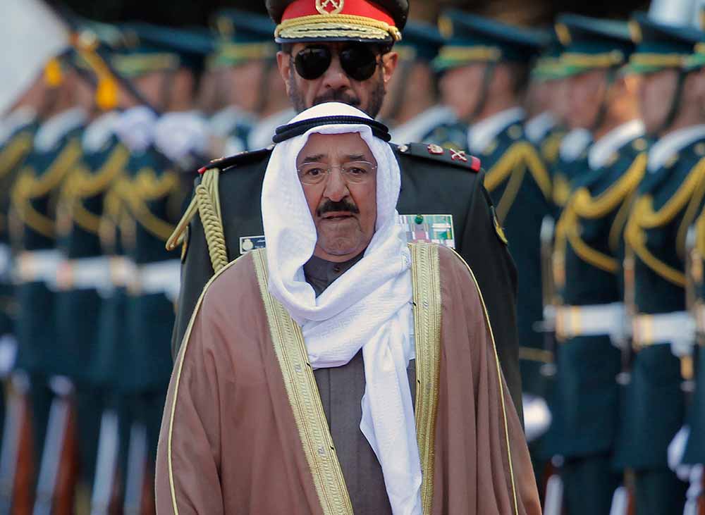 Kuwait emir in Iraq for Arab League summit; first visit since the 1990 ...