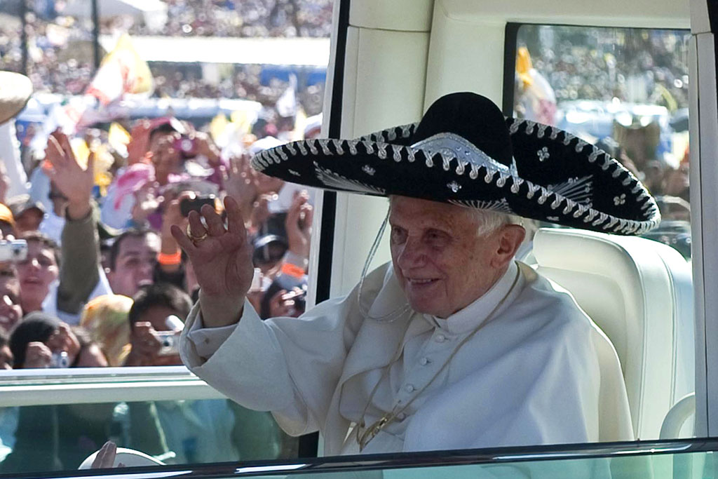 Pope delivers mass in Mexico (PHOTOS) - The World from PRX