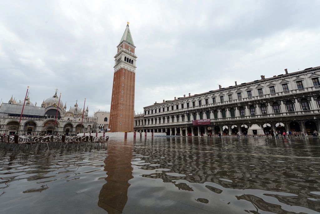 Venice floods put more than half of city underwater (PHOTOS) - The ...