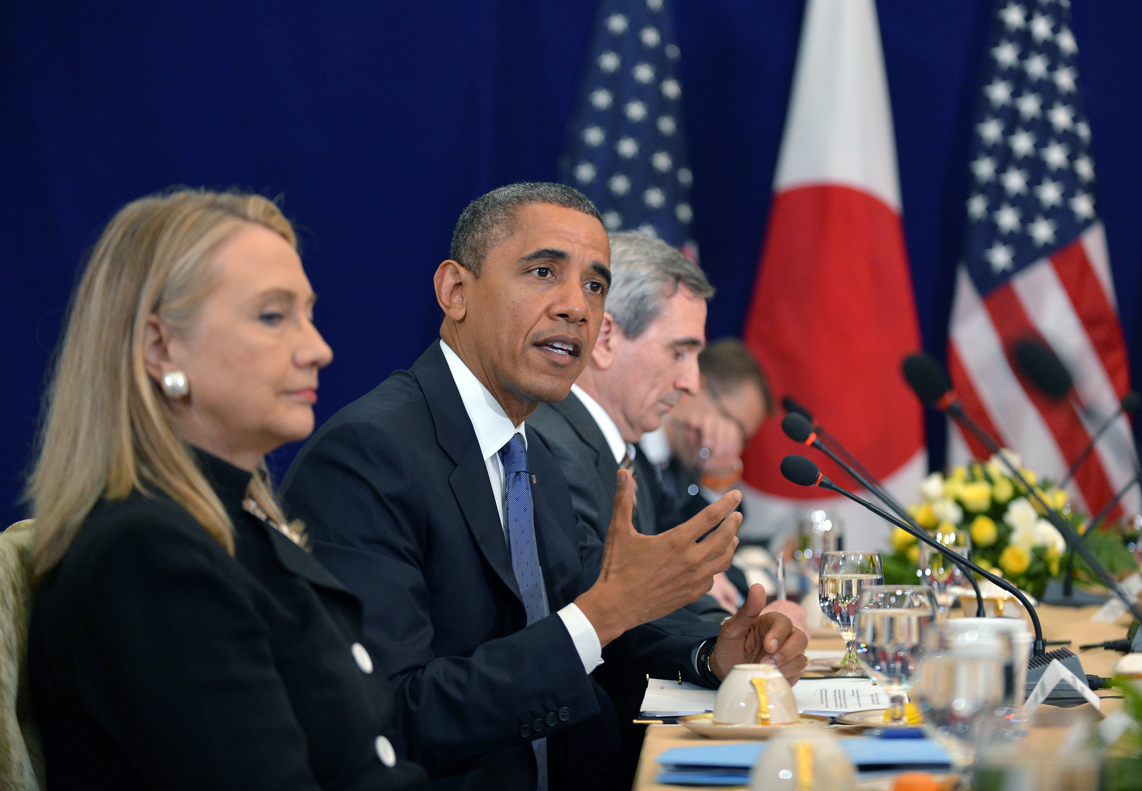 Hillary Clinton heads to Middle East to help negotiate Israel-Gaza ...