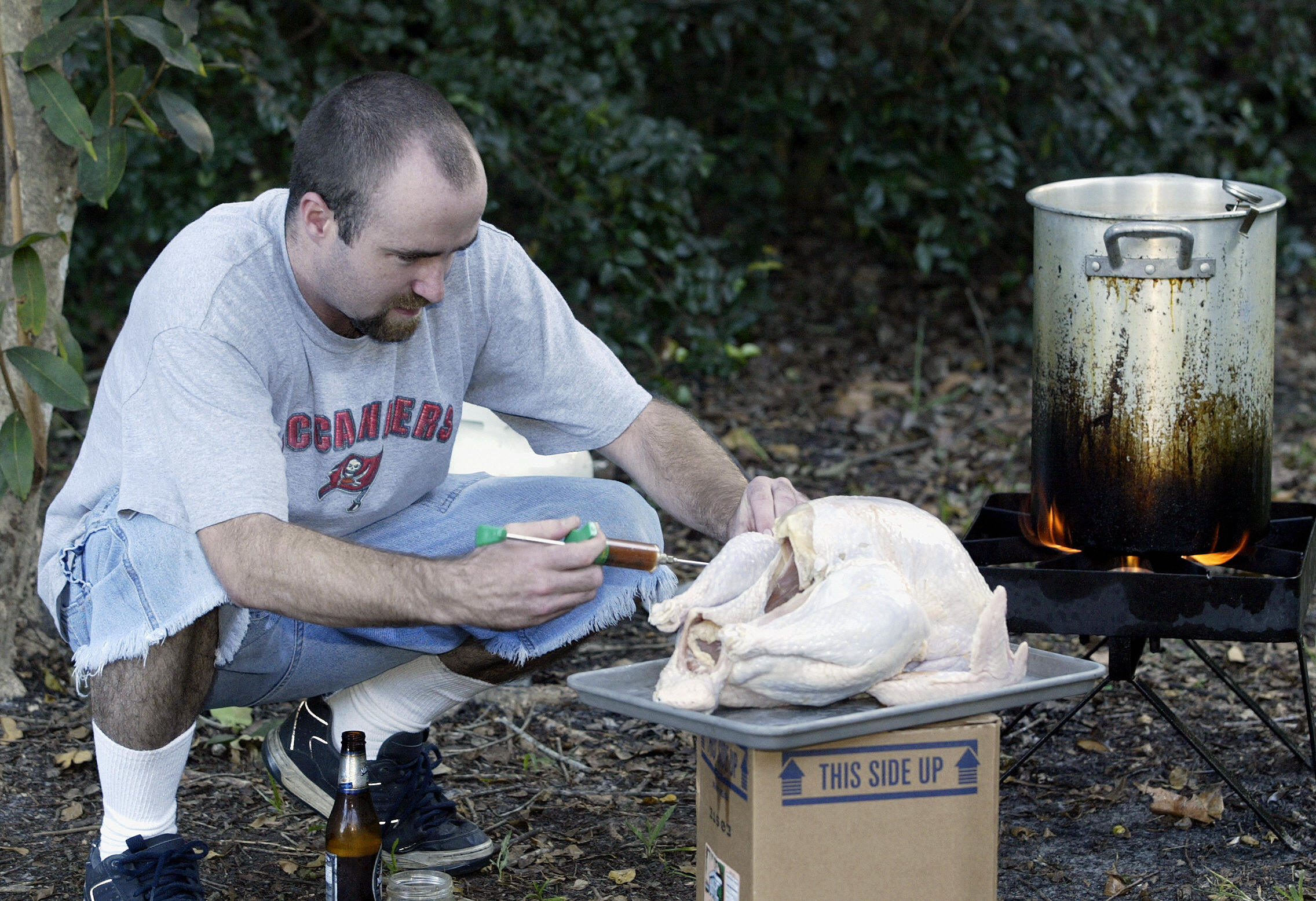 Fried turkey disasters: 4 reasons to bake your Thanksgiving turkey ...
