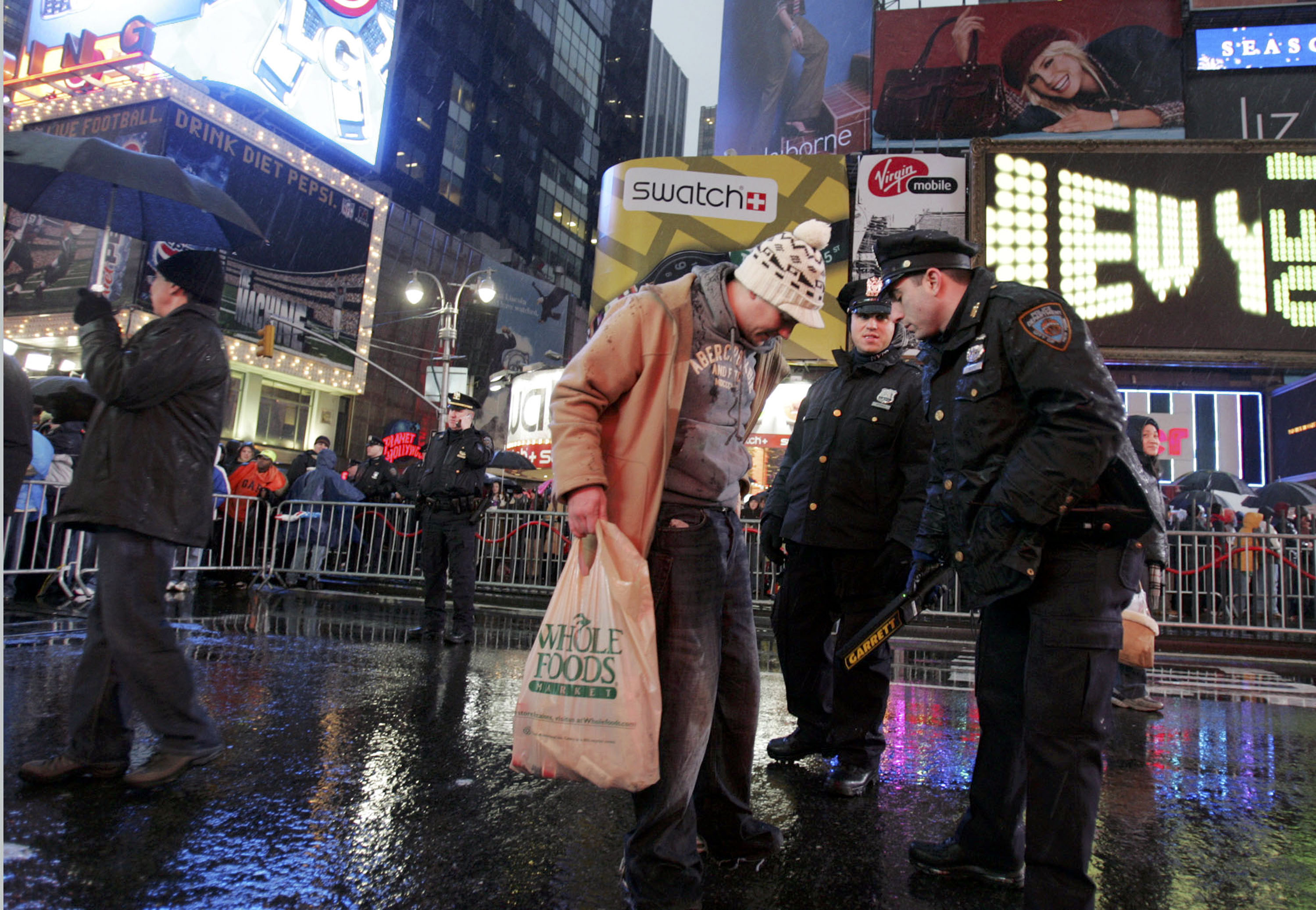 New York City Police Department defends record number of stop-and-frisk ...
