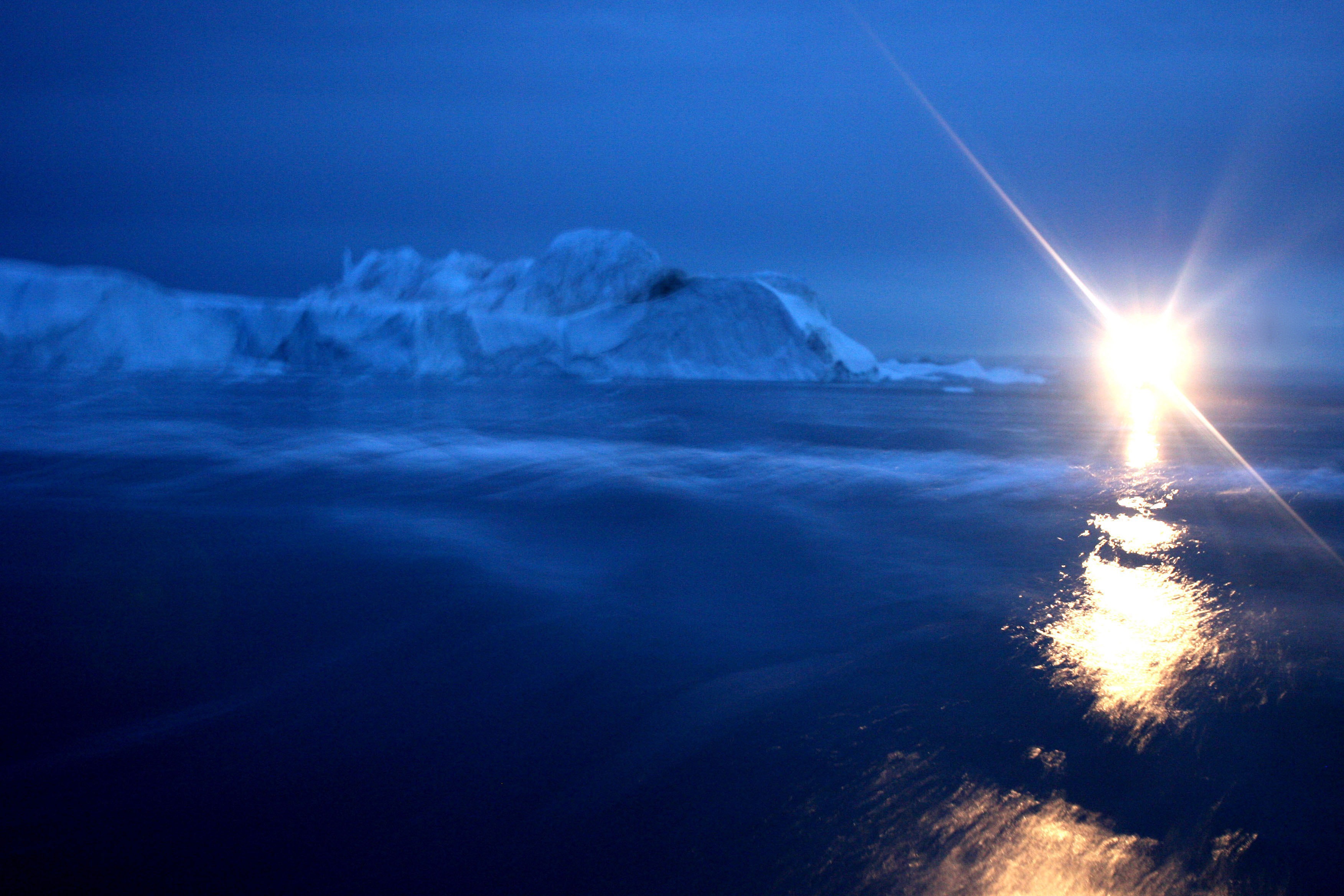 Kaffeklubben Sø, world's most northern lake, comes back to life - The ...