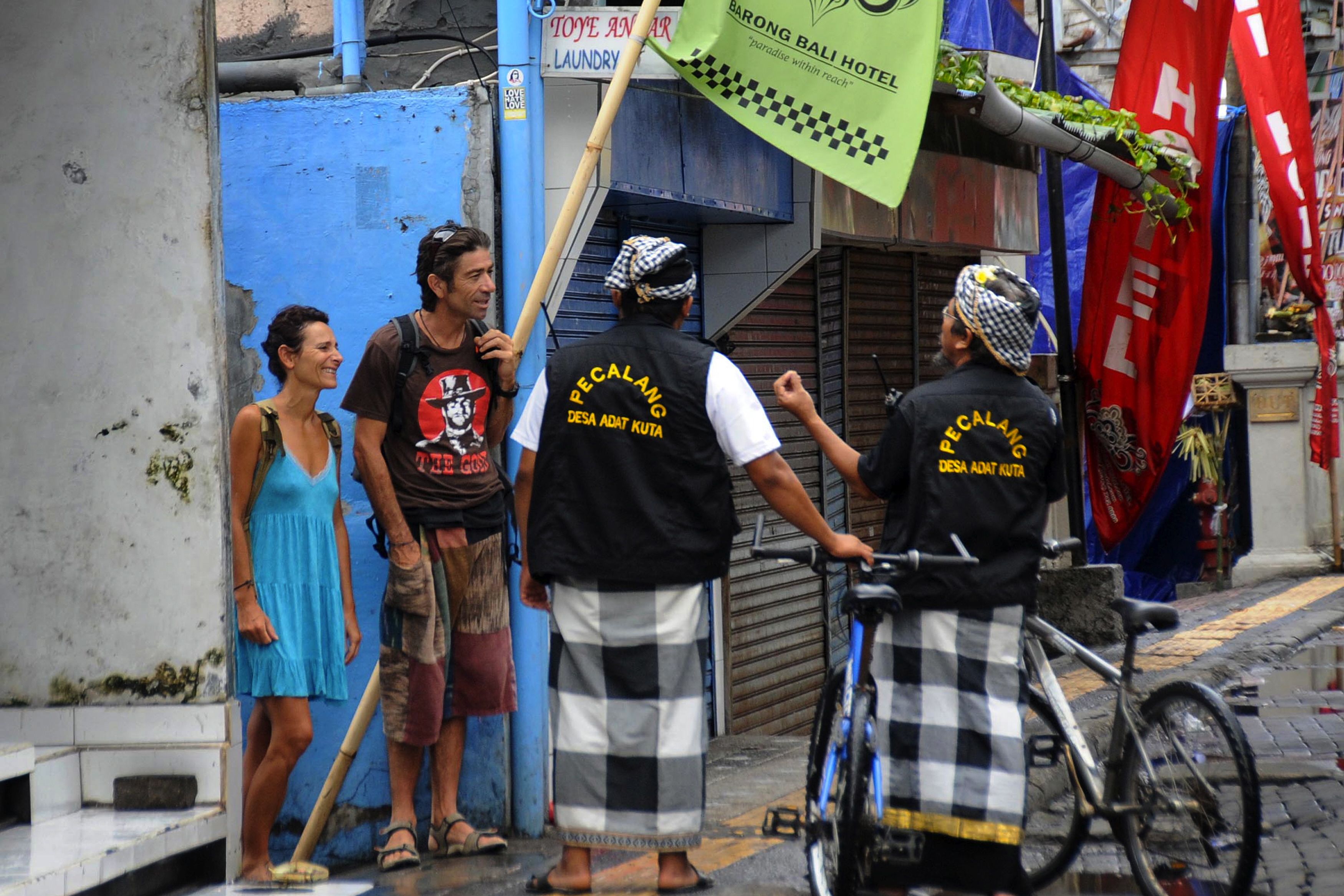 Aussie traveler contracts HIV from getting tattoo in Bali - The World ...