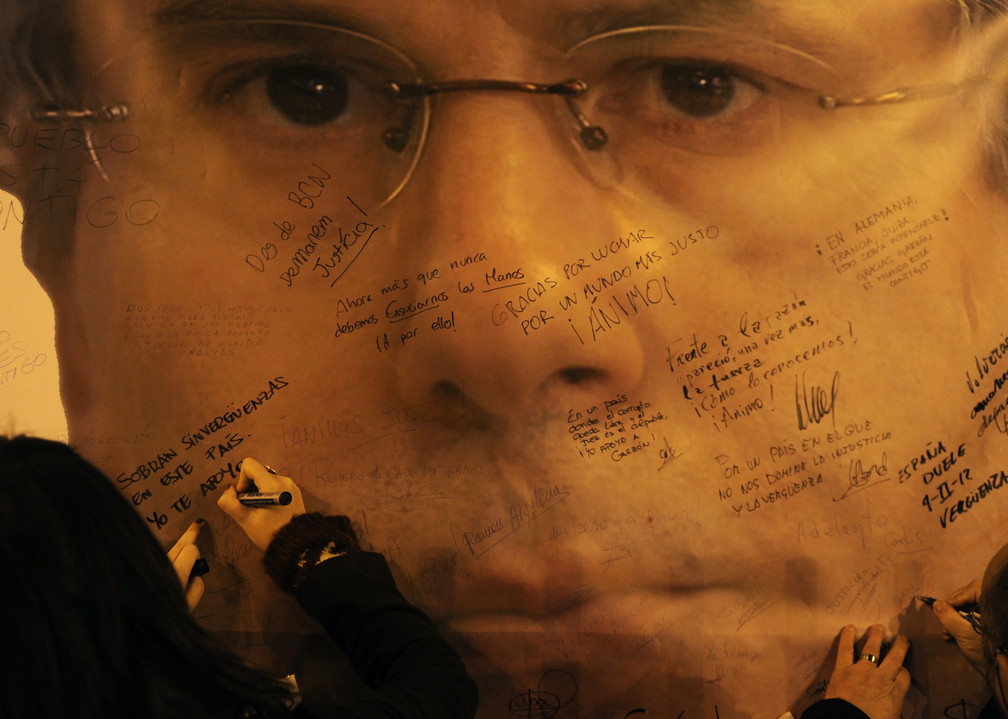 Spanish judge Baltasar Garzon cleared in Franco-era crime probe - The ...