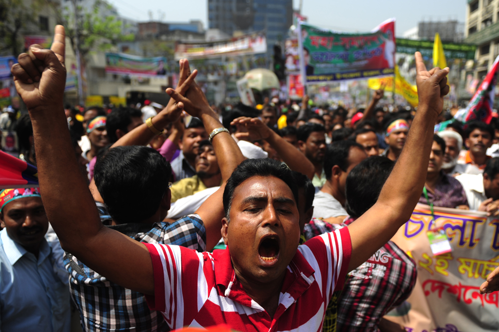Bangladesh: Opposition holds massive rally - The World from PRX