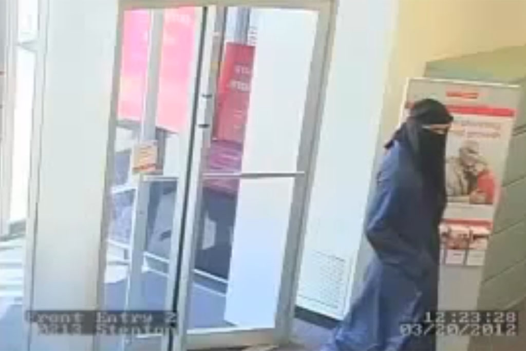 Philadelphia bank robbers dressing as Muslim women (VIDEO) - The World ...