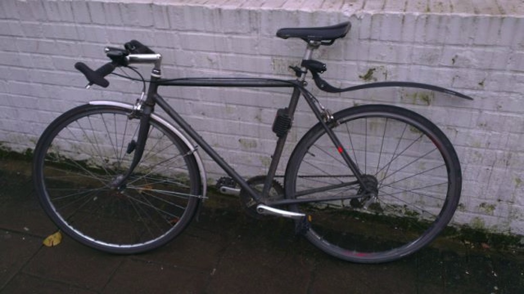 Blustery city biking: A Friday in London - The World from PRX