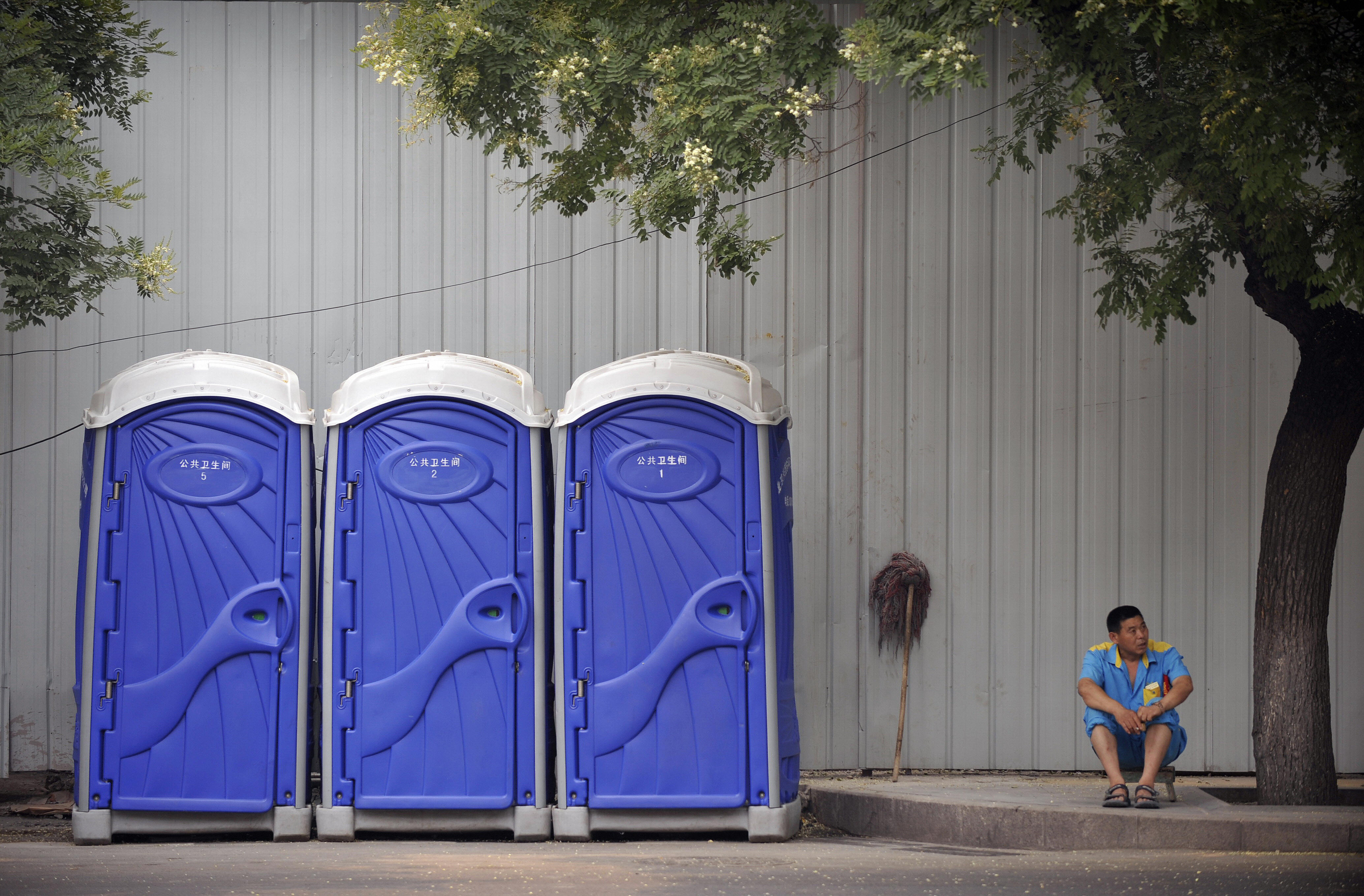 Reinventing the toilet: Gates Foundation shows off our excrement's ...