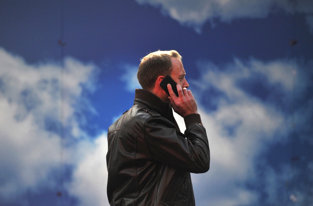 EE launches Britain's first 4G network in 11 cities - The World from PRX