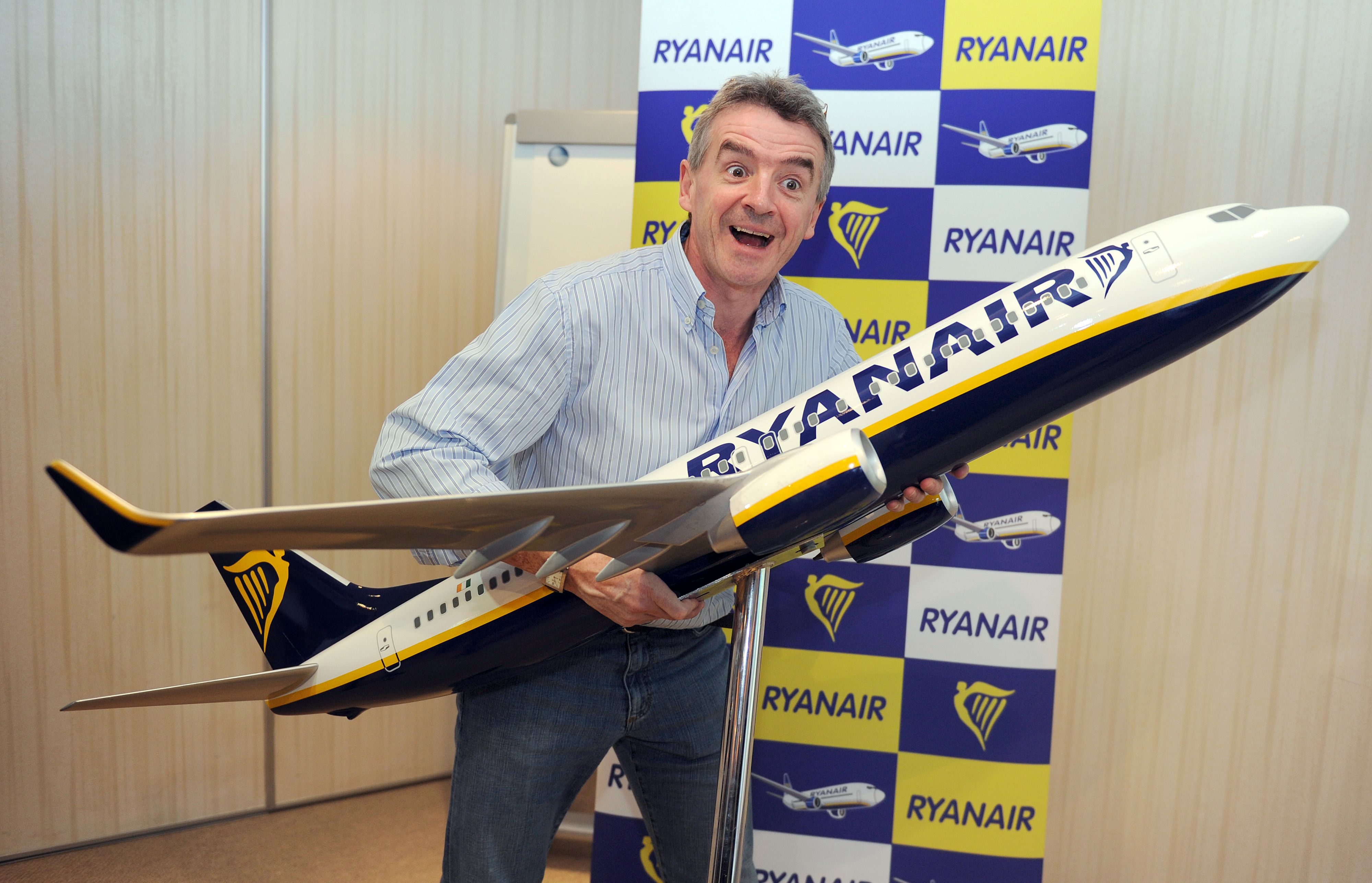 Britain: Ryanair bikini ad ruled misleading - The World from PRX