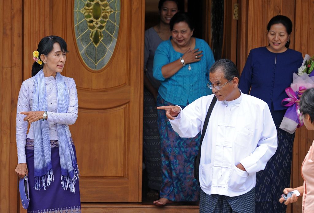 Burma: Aung San Suu Kyi holds first meeting with President Thein Sein ...