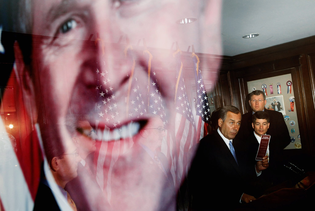 US deficit to top $1 trillion in 2012; the lowest since 2009 - The ...