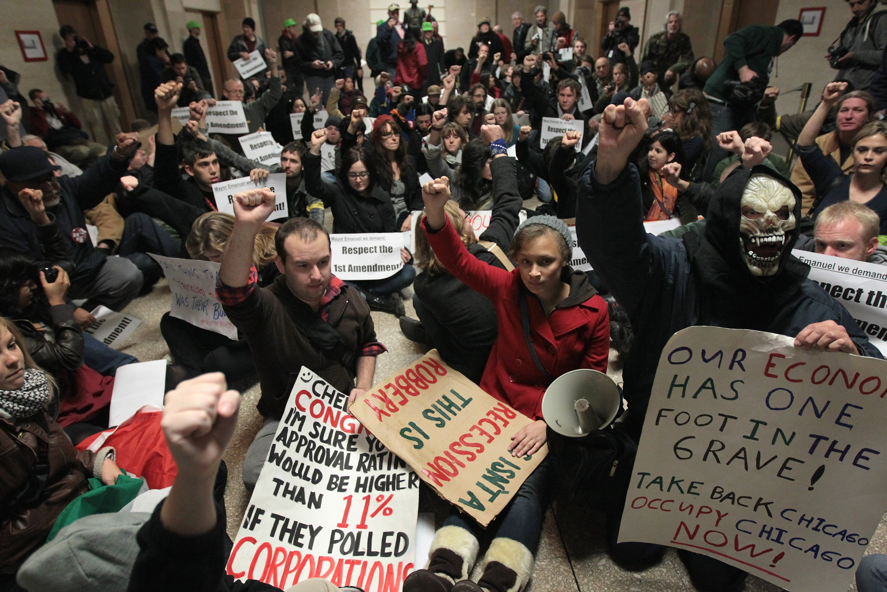 Chicago, protesters reach deal on NATO march route - The World from PRX