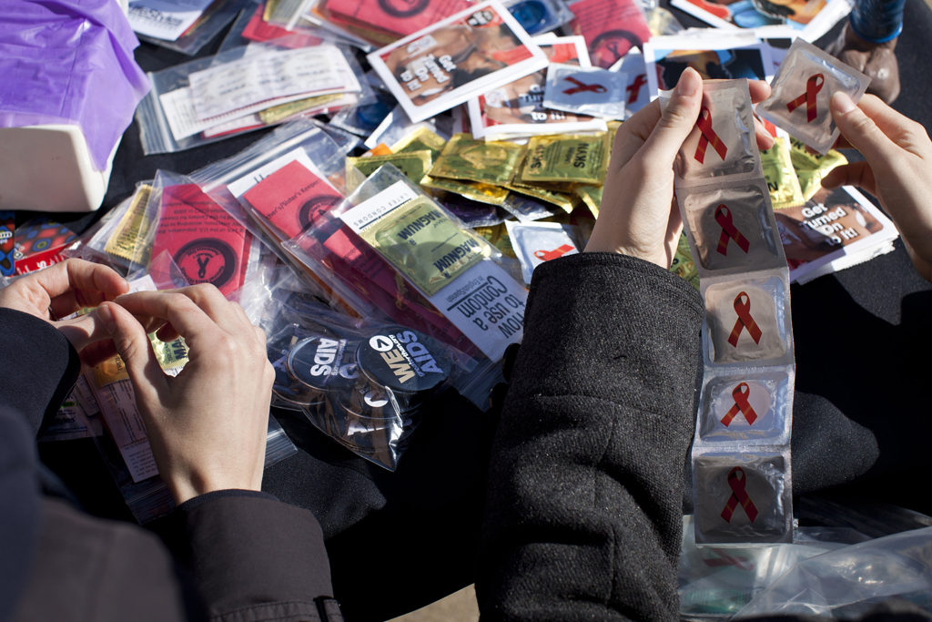 Contraceptive debate heats up between Democrats and Republicans - The ...