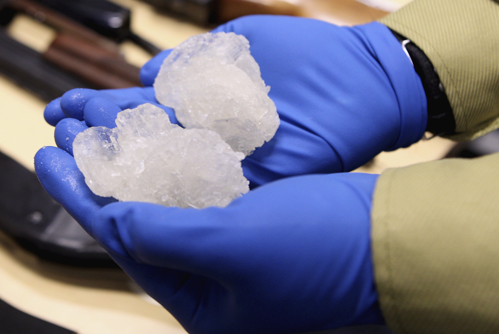 Boy brings mom's crack pipe, crystal meth for show-and-tell - The World ...