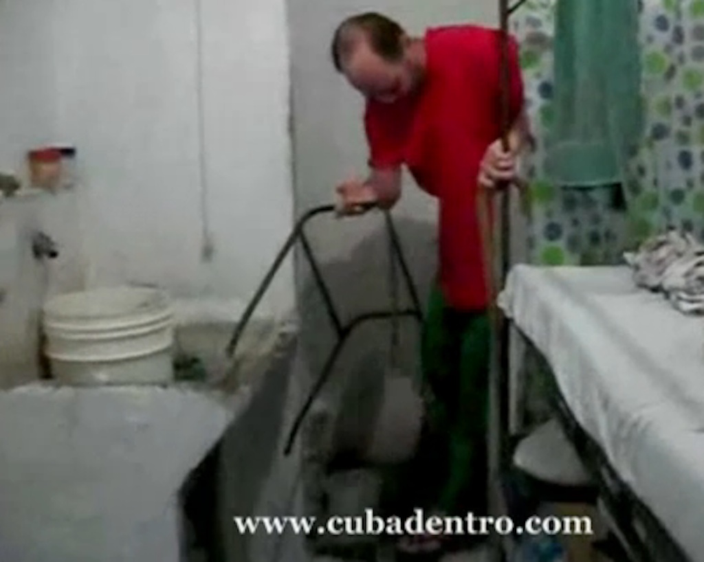 Cuban prison videos filmed by inmates expose living conditions (VIDEO ...