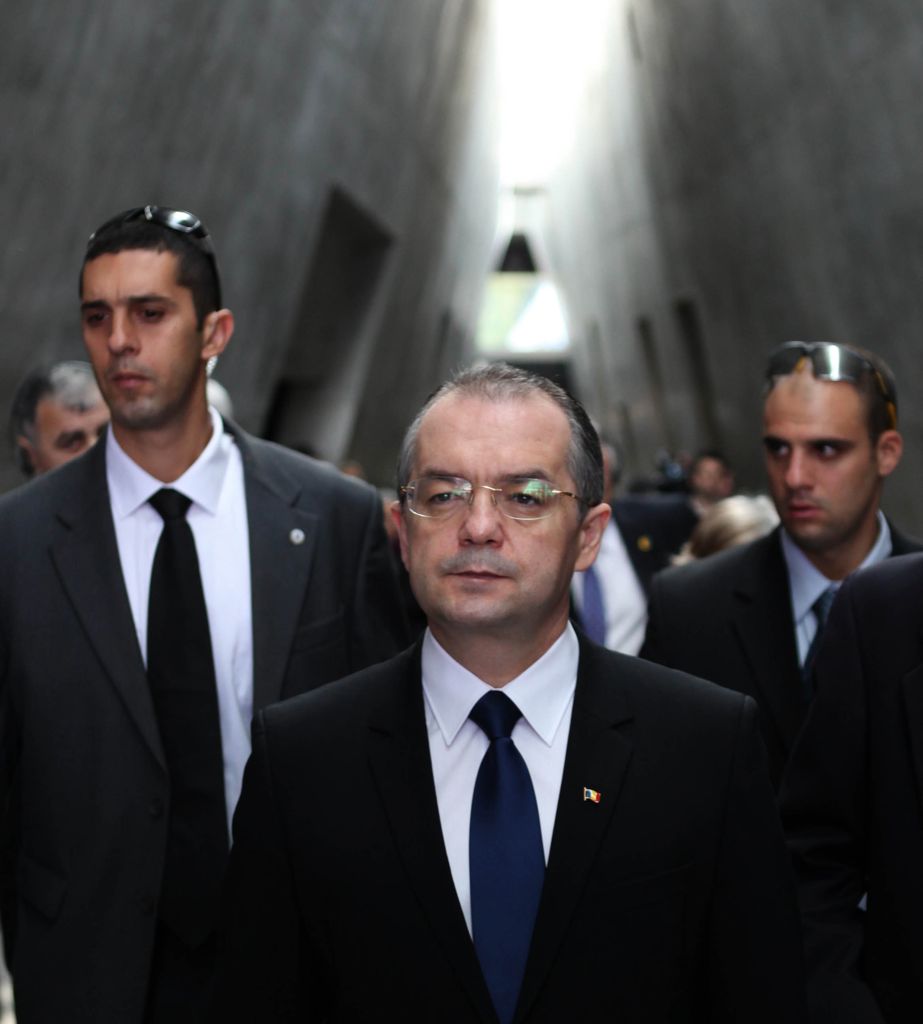 Emil Boc, Romanian prime minister, resigns over anti-austerity protests ...