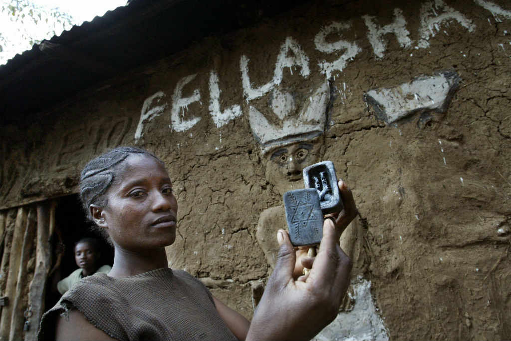 Jews make annual pilgrimage to Tunisia - The World from PRX