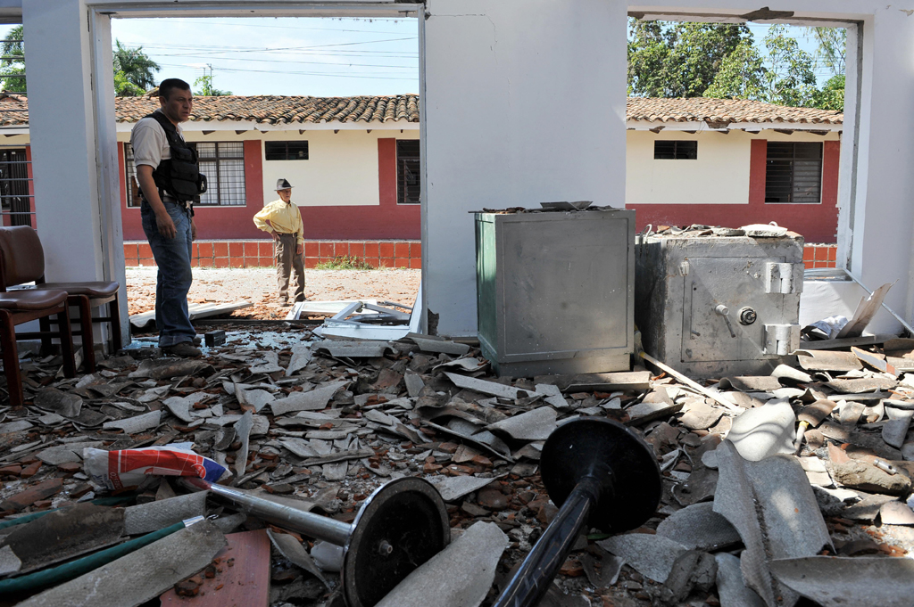 Colombia: Police station attack kills 6, wounds 20 - The World from PRX
