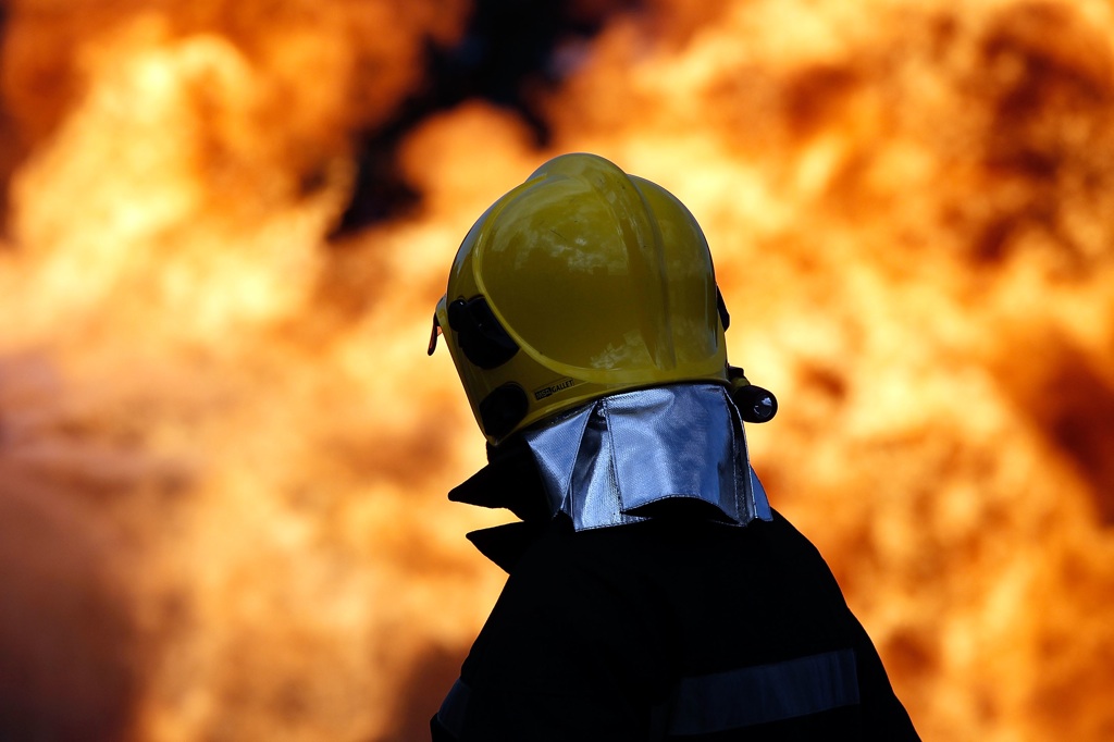 Arsonists light hundreds of fires in Northern Ireland - The World from PRX