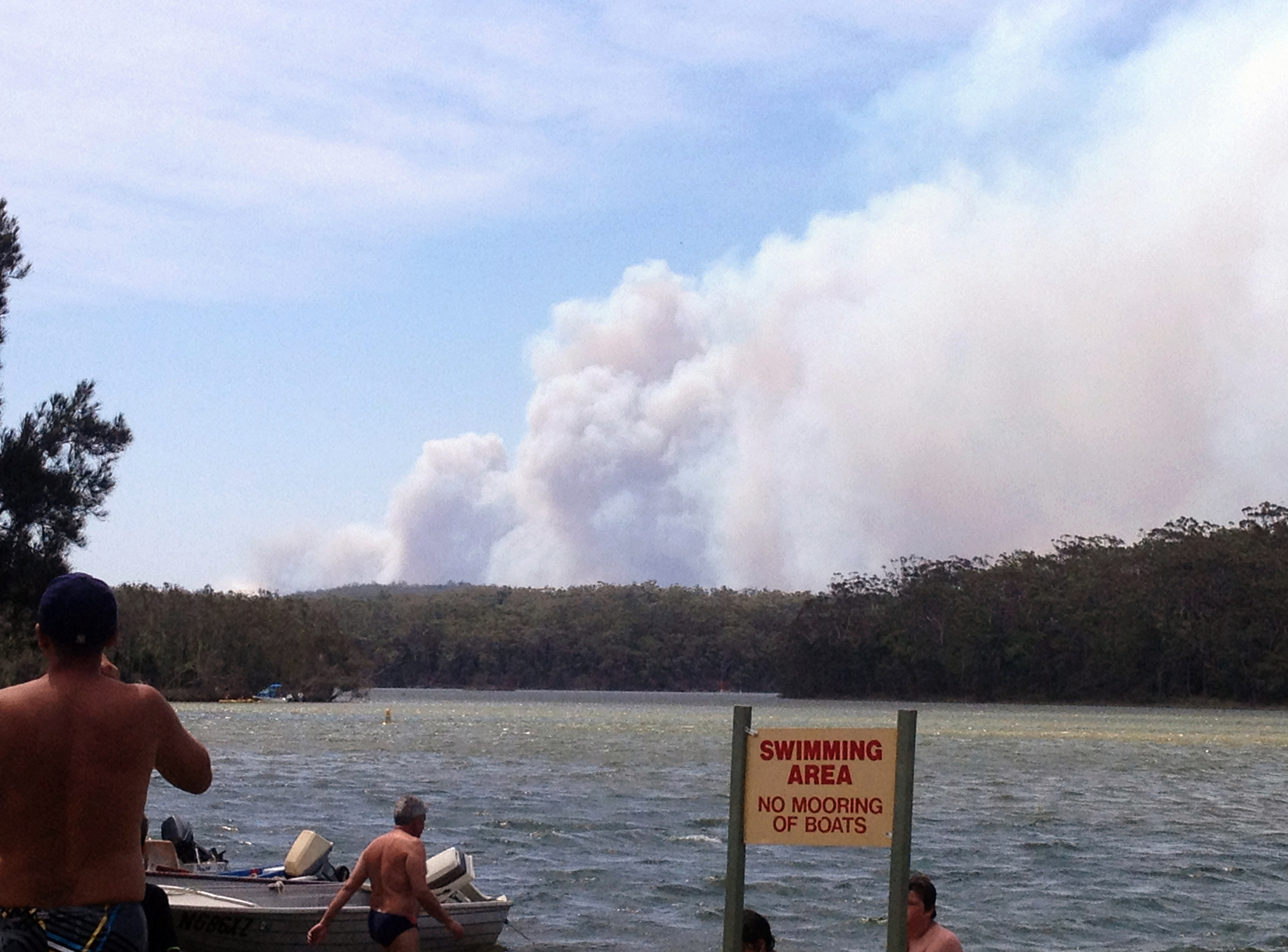 Australian wildfires: Country ravaged by fires as temperatures climb to ...