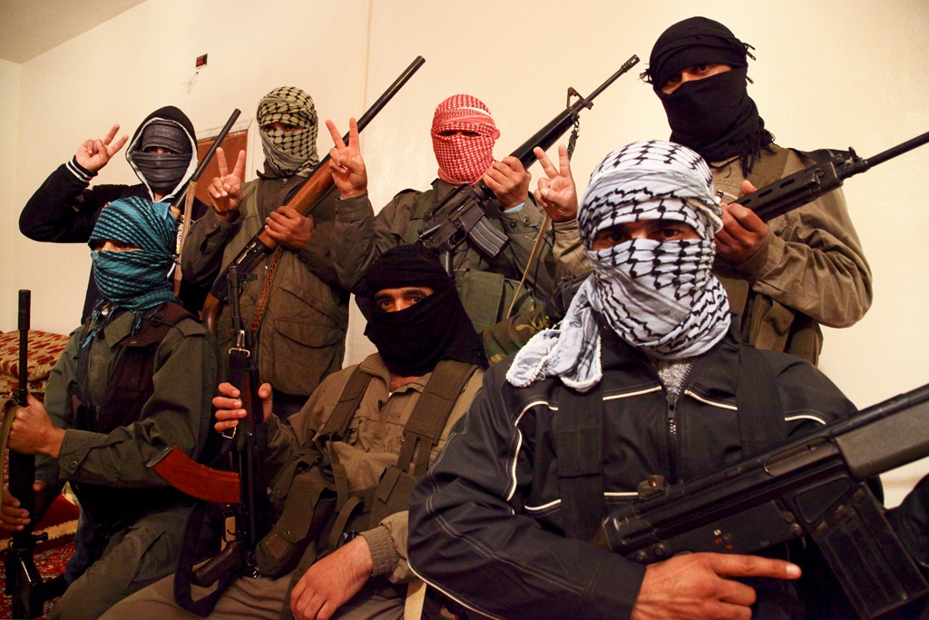 Army defectors attack office of Syria's ruling political party ...
