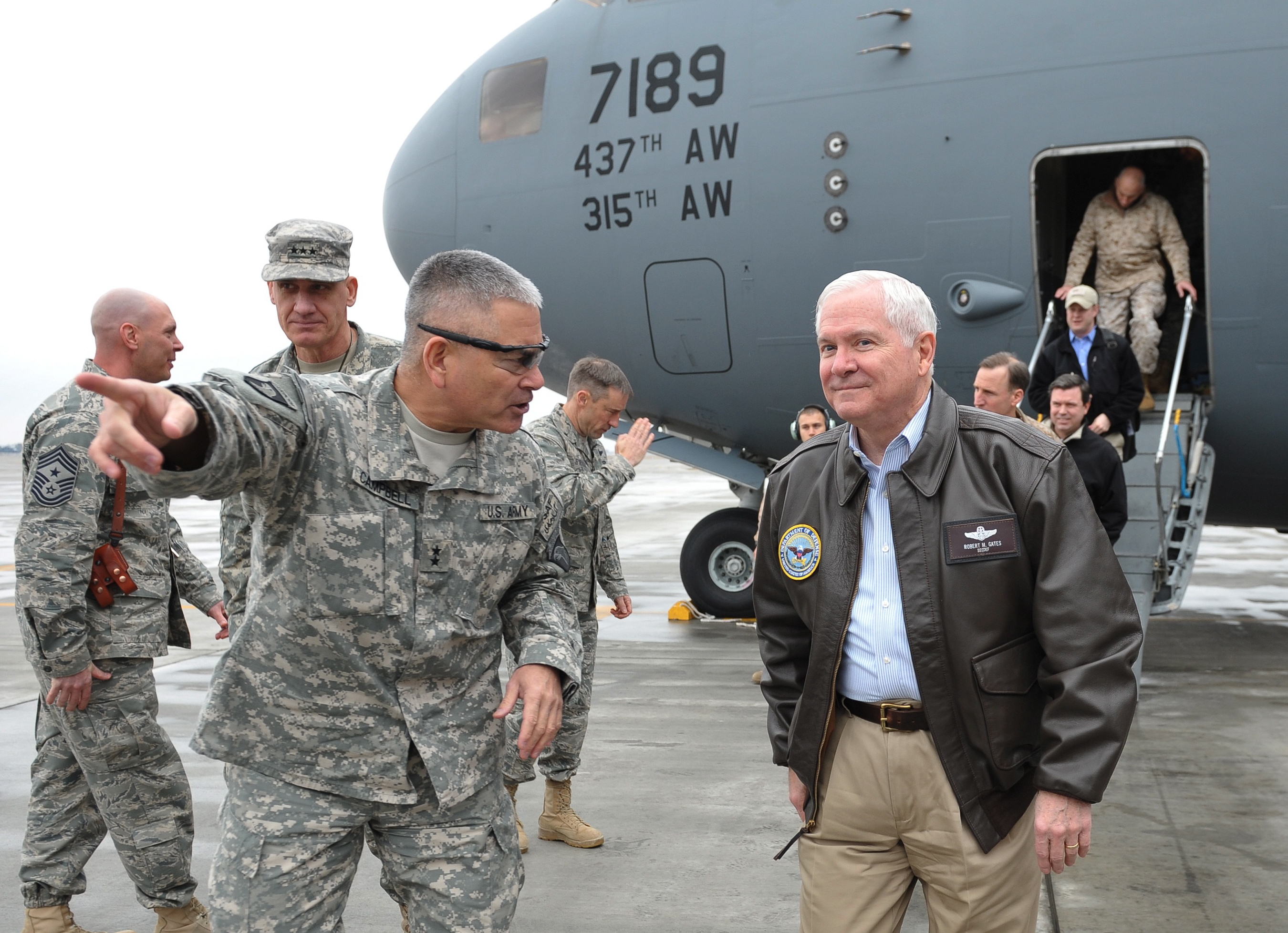 Afghanistan war strategy is working, Gates says (UPDATES) (VIDEO) - The ...
