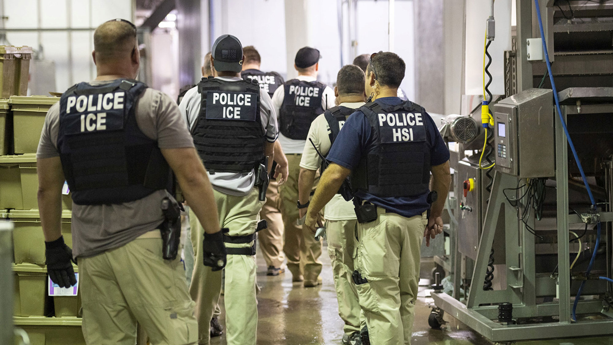 ICE picks up hundreds in Mississippi raids - The World from PRX