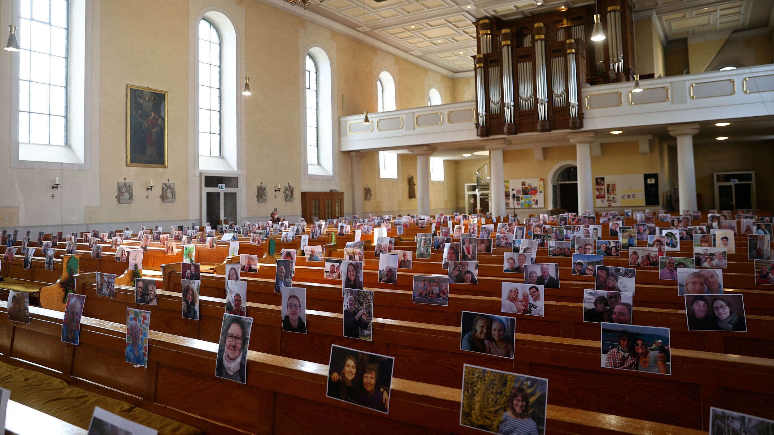 Easter season goes virtual as coronavirus locks out tradition - The ...
