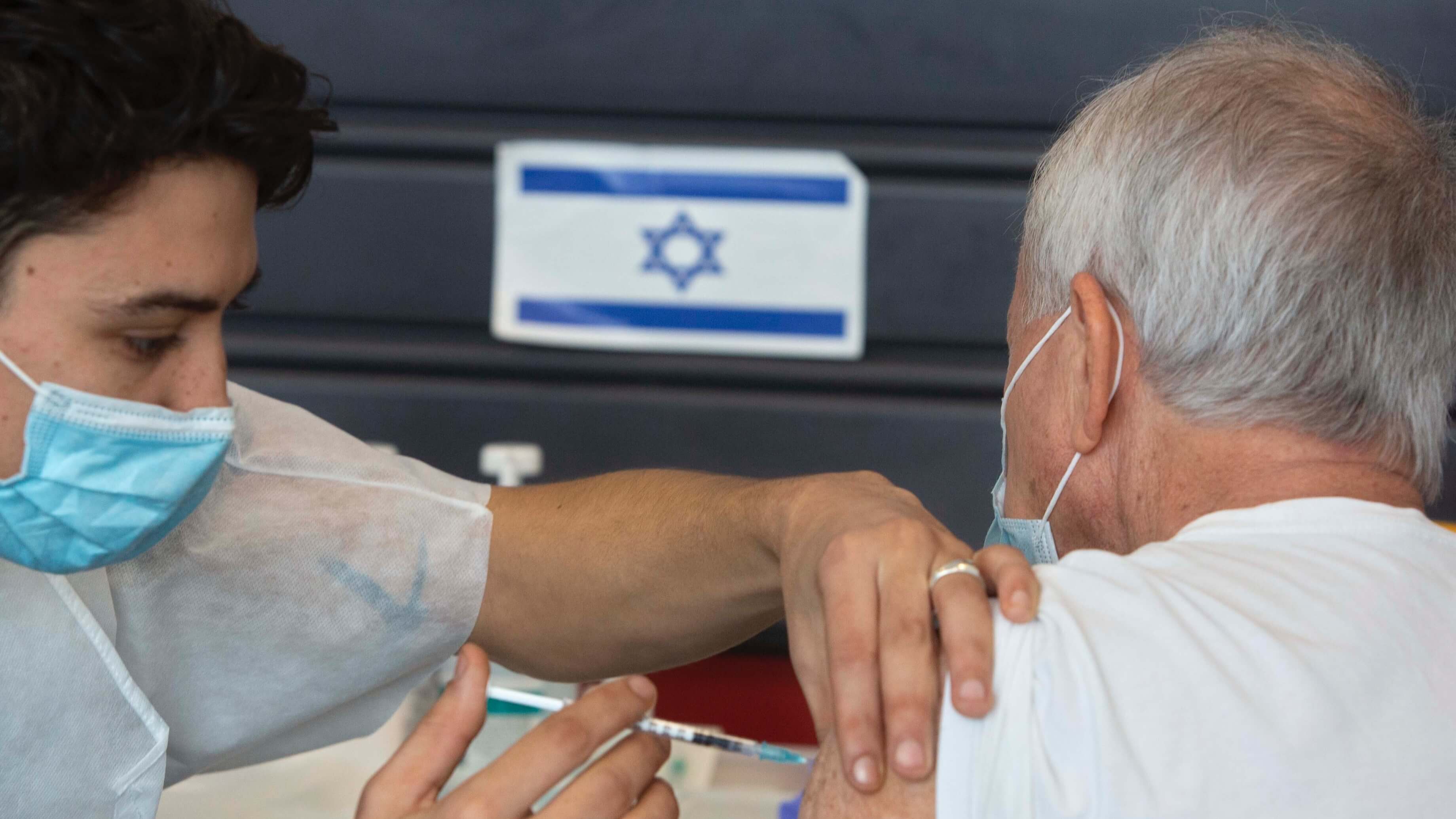 As COVID-19 cases spike, Israel leads world in vaccine distribution ...