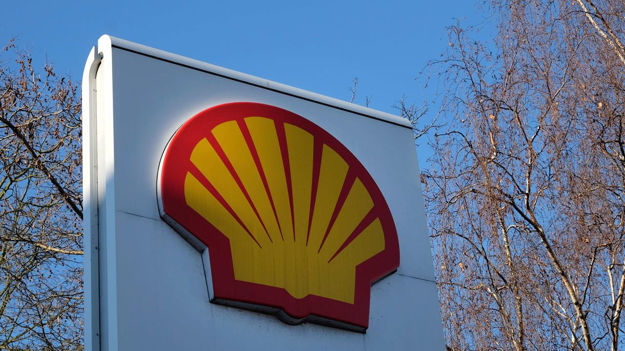 Nigerian farmers can sue Shell in UK over pollution; Myanmar military ...