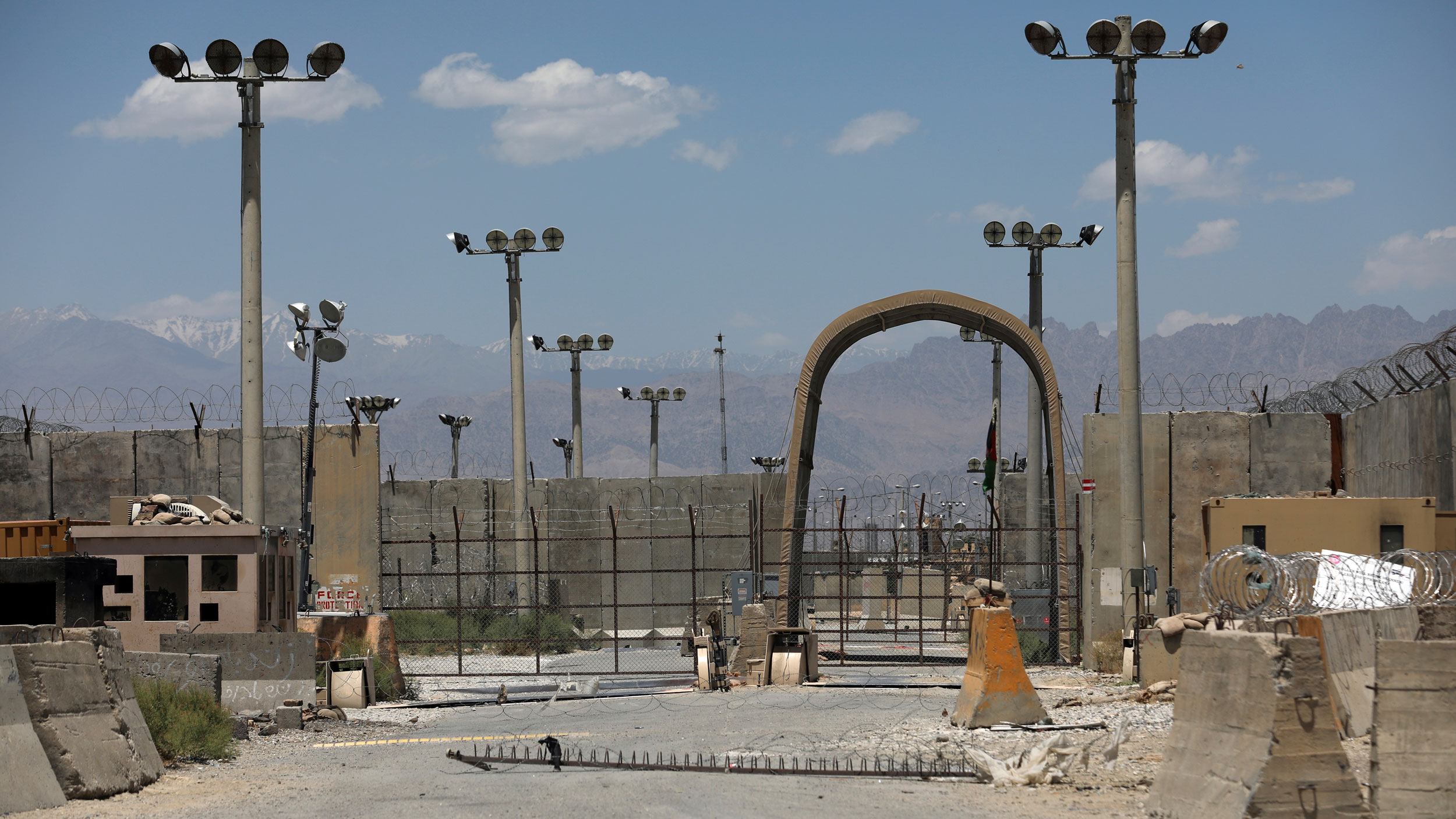 US pulls out of Bagram Air Base in Afghanistan - The World from PRX