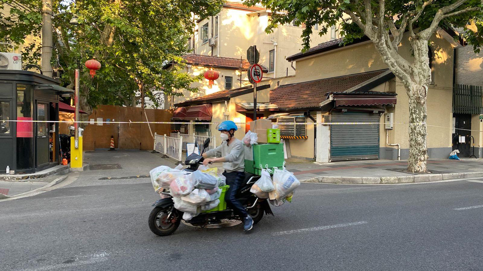 Shanghai’s delivery drivers — the unsung heroes of a long pandemic ...