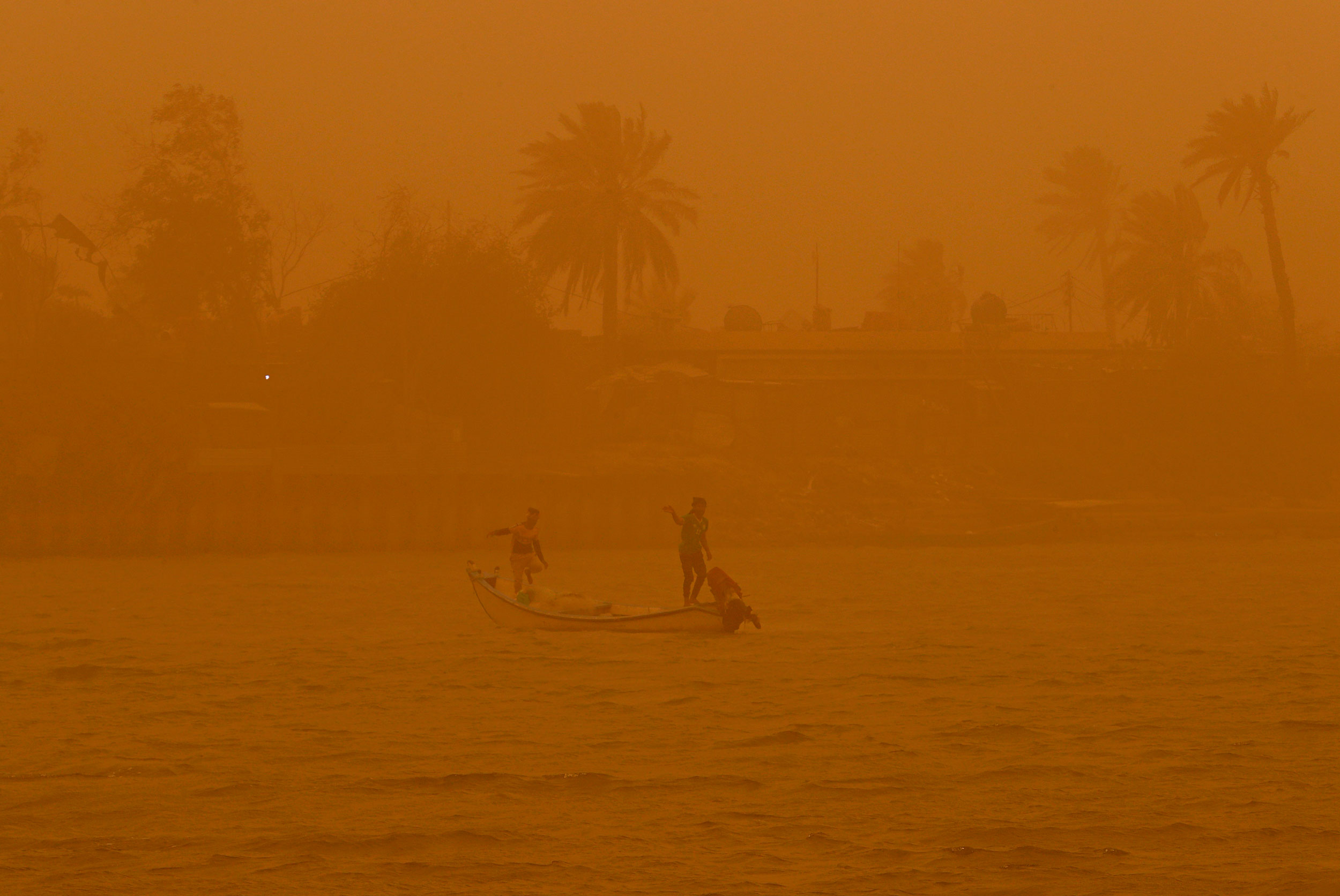 'It's a mass ecological crisis': Extreme weather in Iraq hits those ...