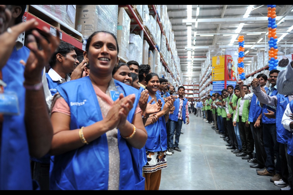 Can Walmart help build India's middle class? - The World from PRX
