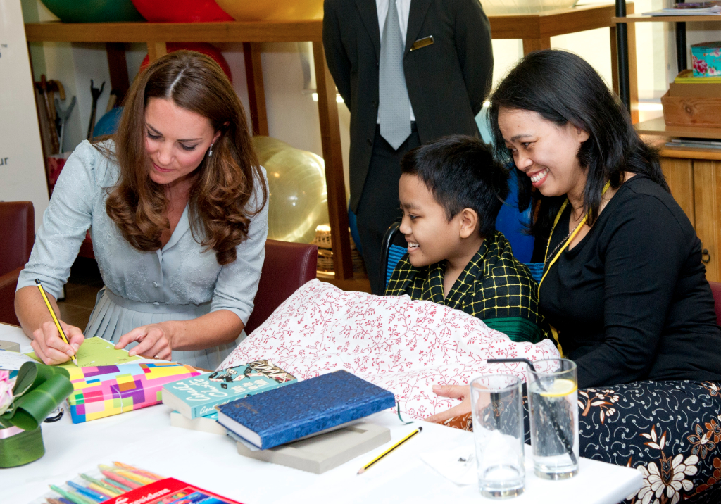 Prince William's Kate, Duchess of Cambridge, gives first foreign speech ...