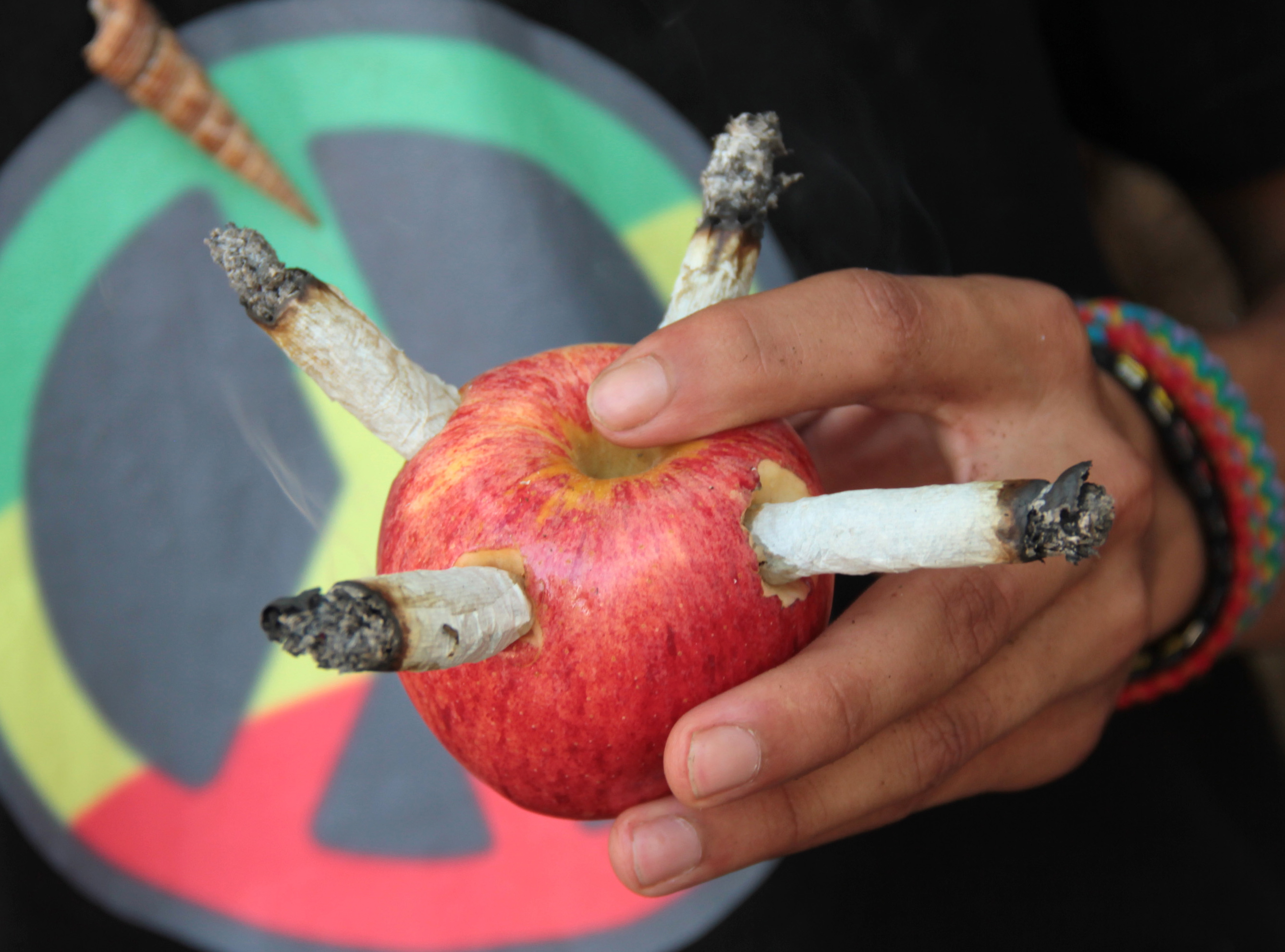 Genetically modified pot a license to print money for Colombian farmers ...