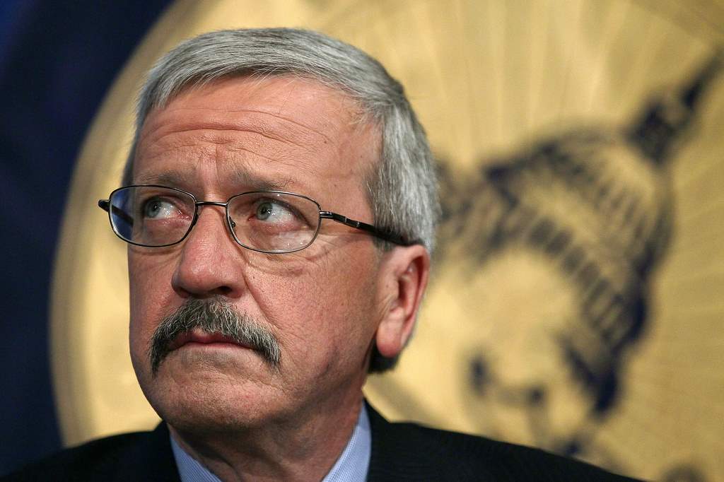 Cain chief of staff says Rick Perry owes Cain an apology - The World ...