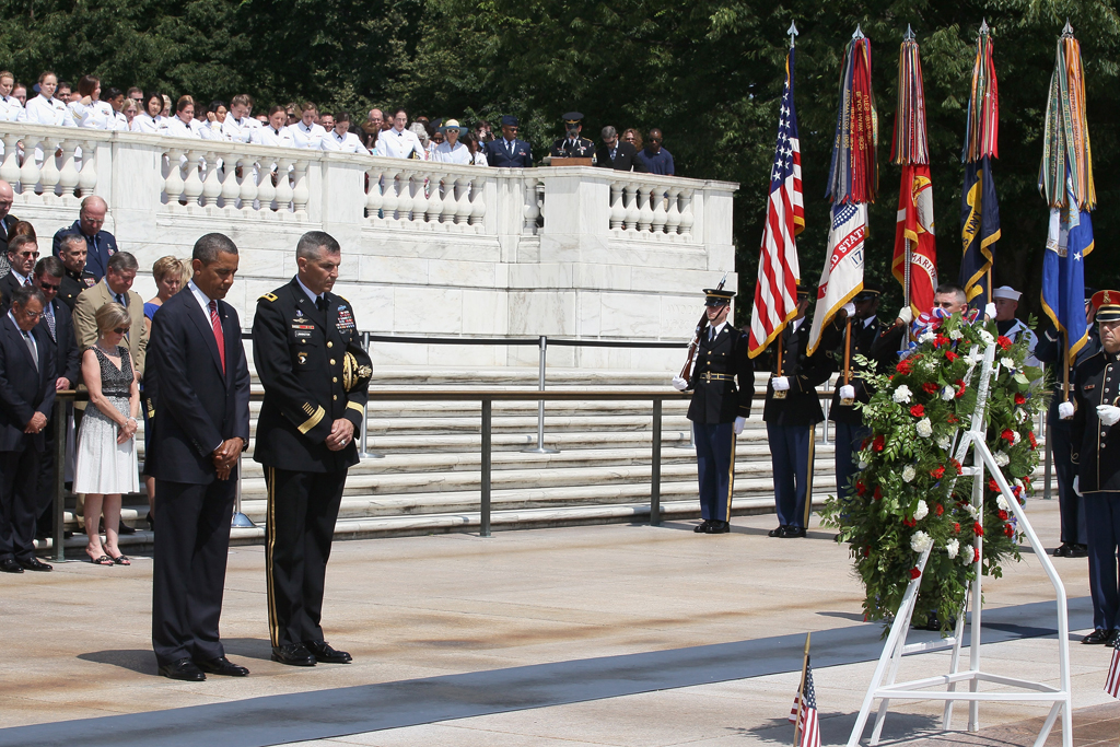 Tomb of the Unknown Solider: Obama lays wreath in ceremony honoring US ...