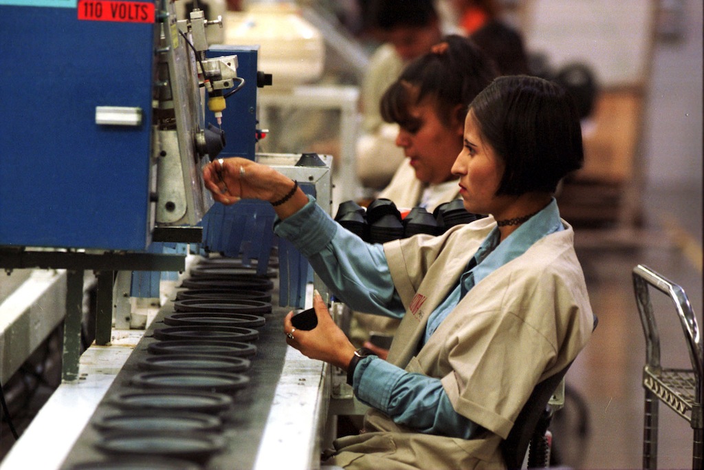 Labor reforms could impact Mexican unions, companies - The World from PRX