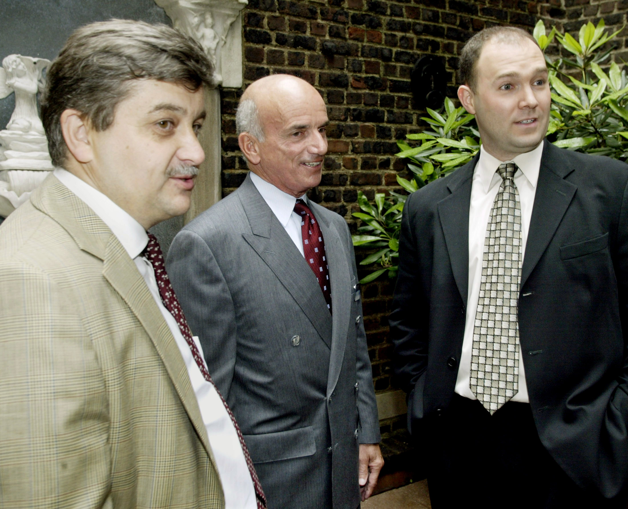 US Tycoon Asks for a Couple Willing to go to Mars and Back - The World ...