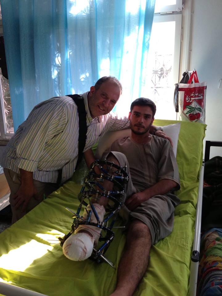 Syrian Eye Doctor Risks Life To Save Sight - The World from PRX
