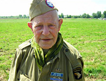 Jake McNiece, D-Day Paratrooper Dies, the Last of the 'Filthy Thirteen ...