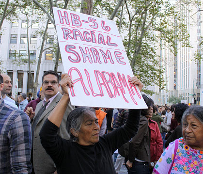 Americans find ways to support undocumented immigrants - The World from PRX