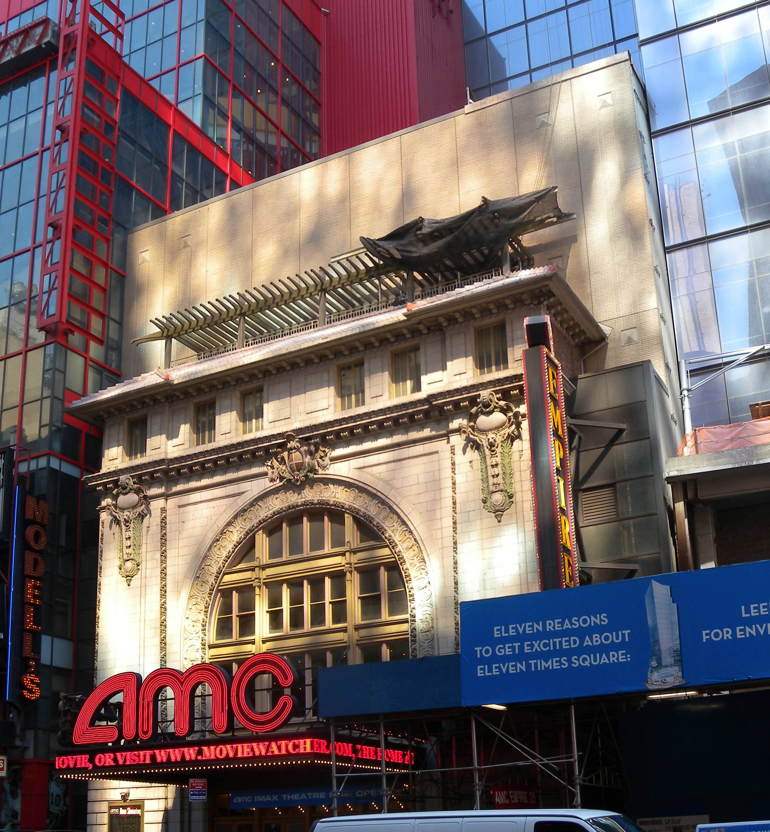 Chinese conglomerate buys AMC Entertainment for $2.6 billion - The ...