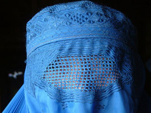 Fighting France’s burka ban - The World from PRX