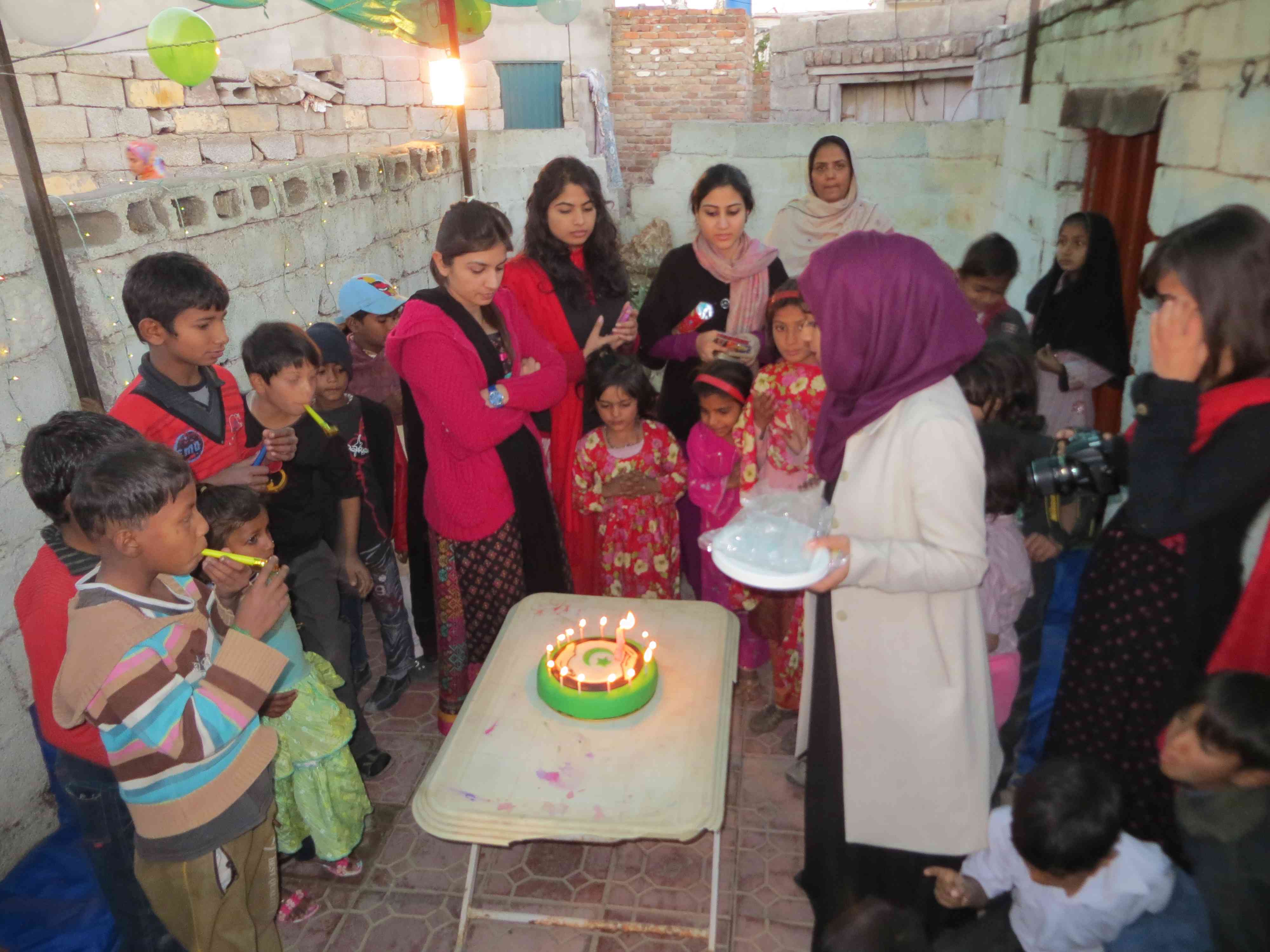 Pakistani college student creates shantytown school to change society ...