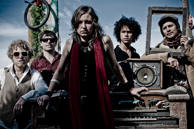 Spanish-American singer uses blended culture to craft her music - The ...