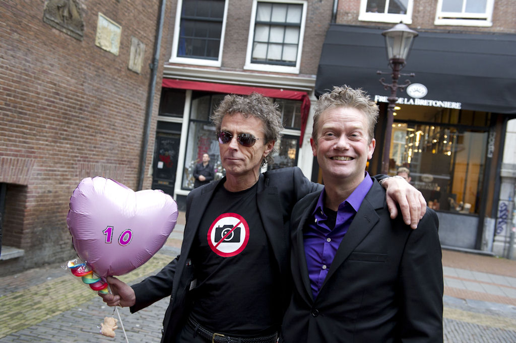 Dutch gays don't take advantage of opportunity to marry - The World ...
